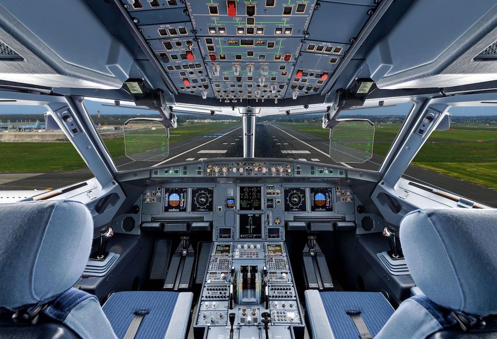 Airbus A320 Cockpit Takeoff Airbus A320 Cockpit Takeoff