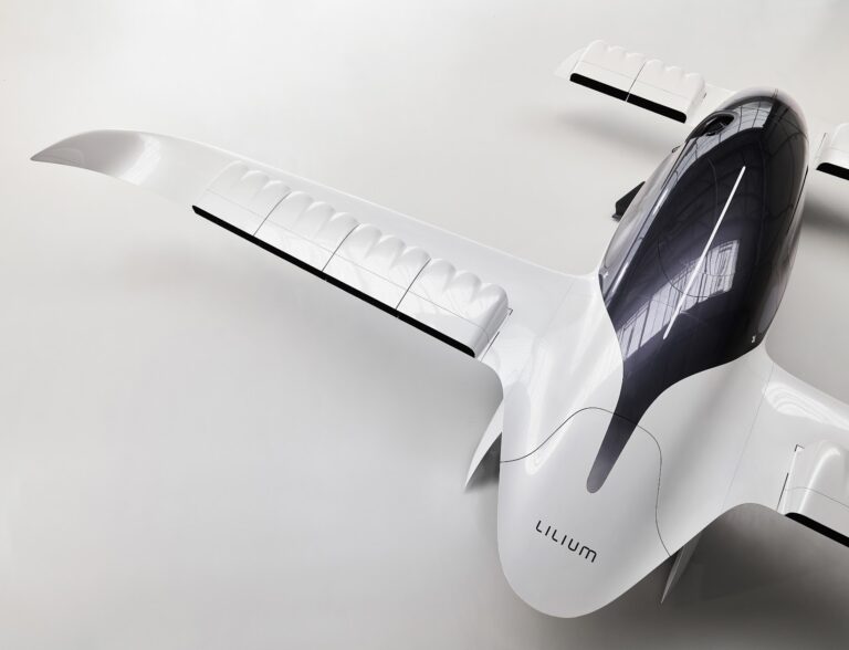 NetJets Signs eVTOL Purchase Agreement with Lilium - Avionics International