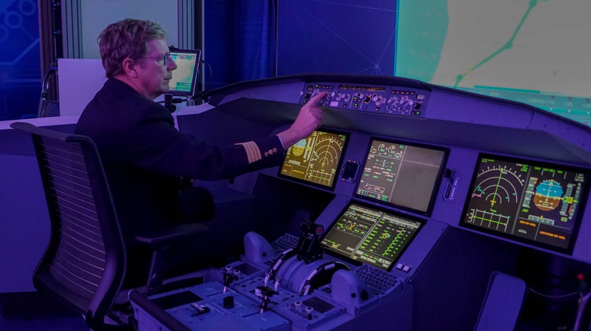 Thales Targeting 2026 for PureFlyt FMS on Airbus A320, A330 and A350 ...