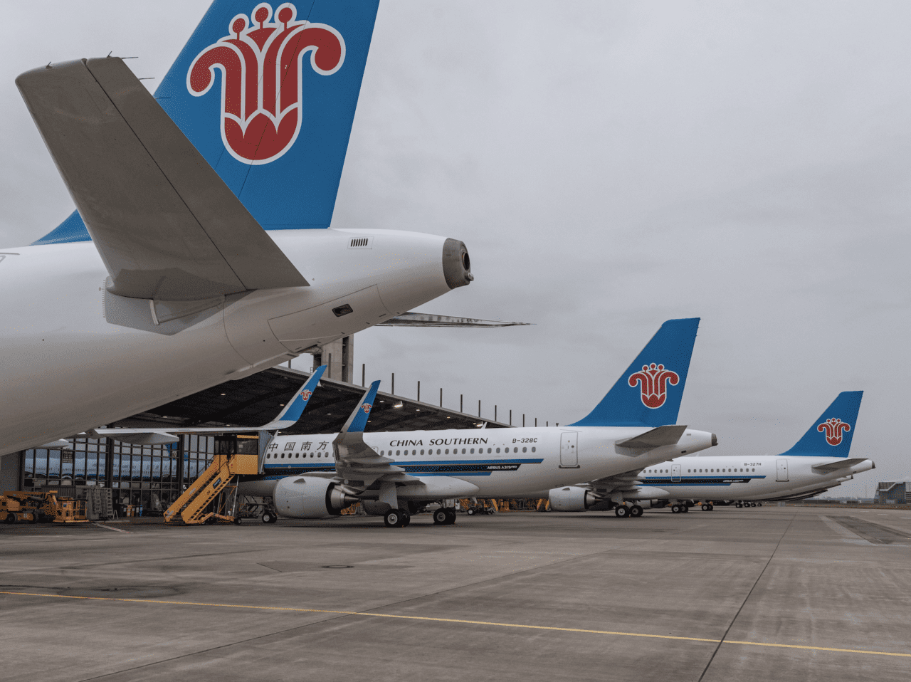 Airbus Confirms Orders for 292 A320 Aircraft from Four Chinese Airlines ...