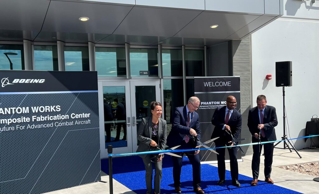 Boeing Opens New Advanced Composite Fabrication Center For Future ... Boeing Opens New Advanced Composite Fabrication Center For Future ...